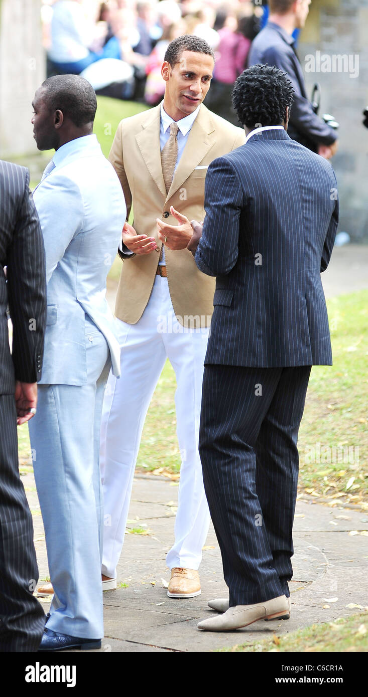 Fiona barratt wedding sol campbell hi-res stock photography and images ...