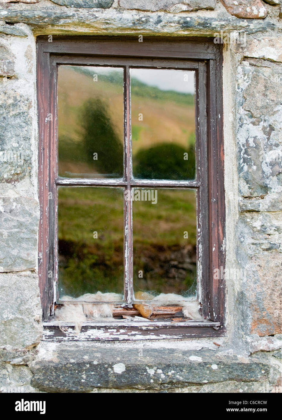 Wooden cottage highland hi-res stock photography and images - Alamy