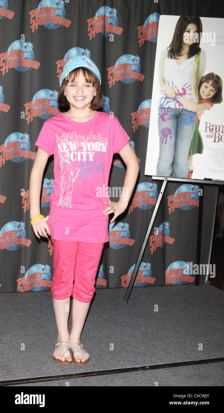 Joey King Joey King makes a special appearance at Planet Hollywood to ...