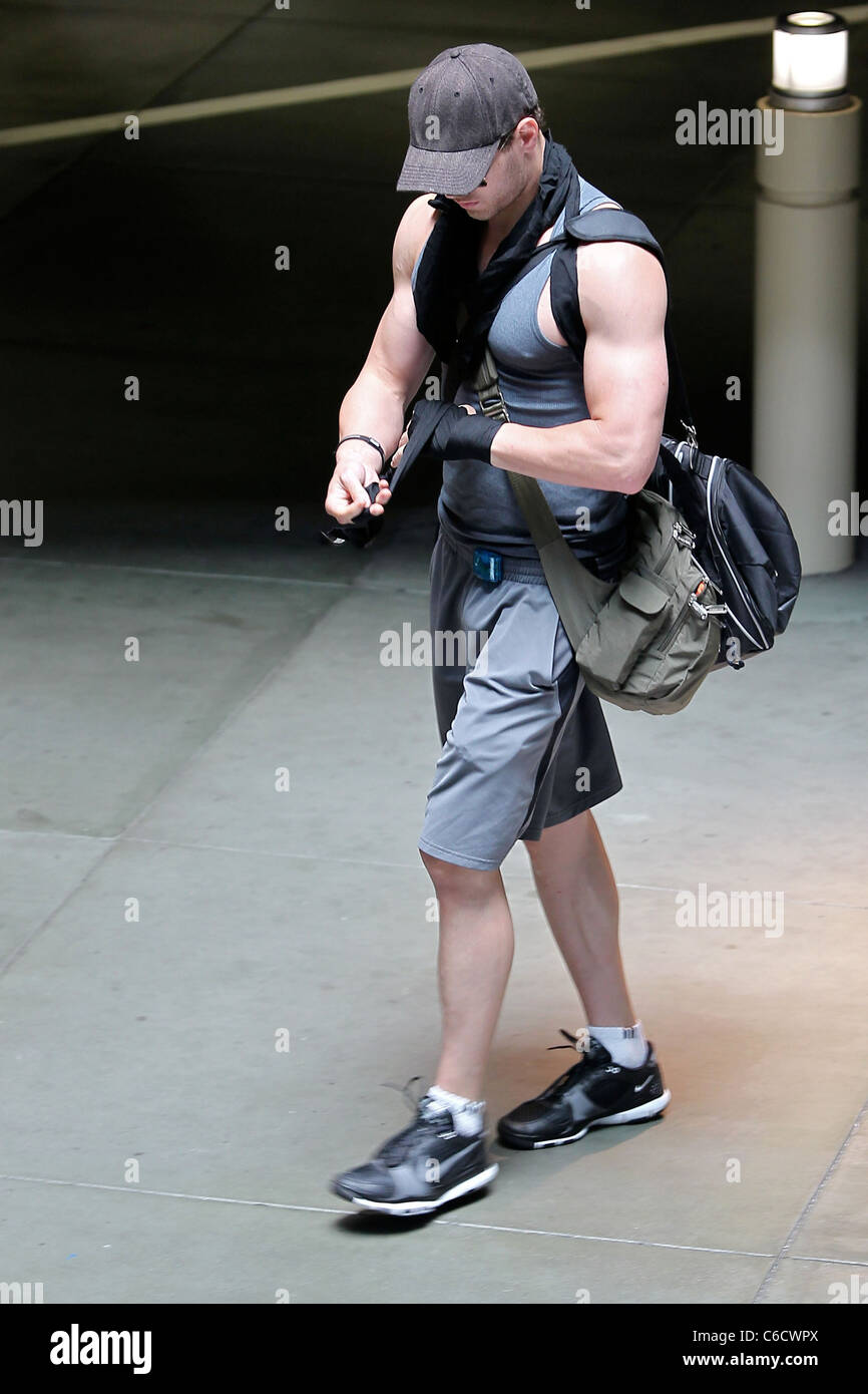 Kellan Lutz arrives at a gym for a boxing workout in Sherman Oaks Los ...