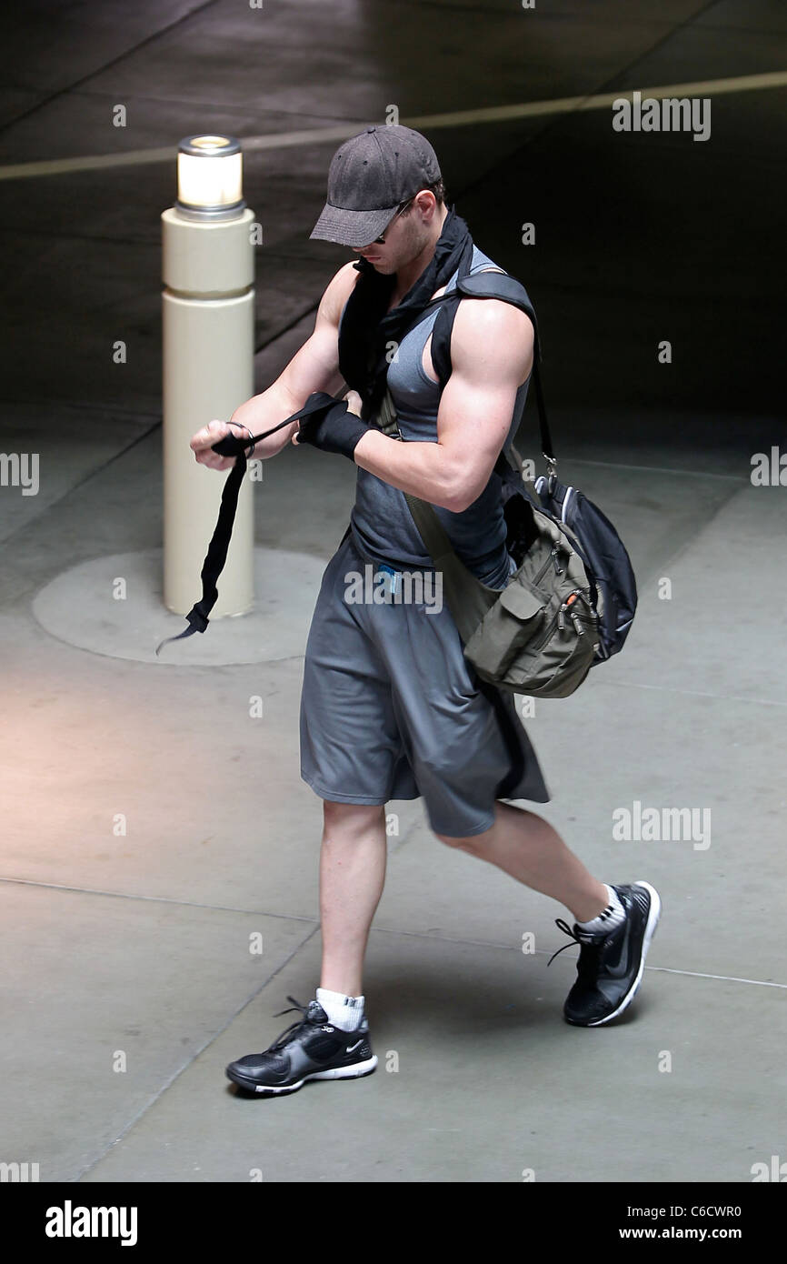 Kellan Lutz arrives at a gym for a boxing workout in Sherman Oaks Los ...