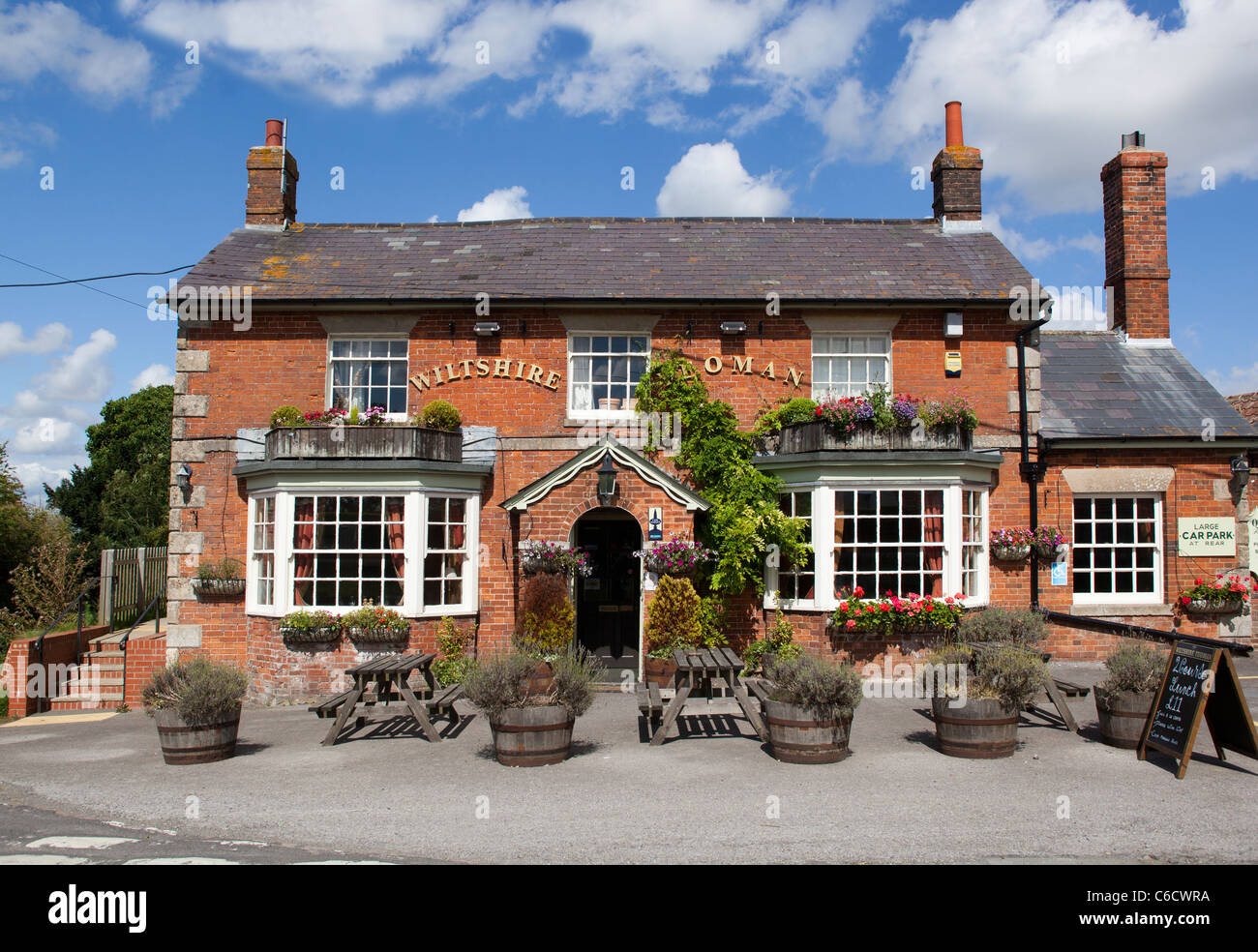 Yeoman house hi-res stock photography and images - Alamy