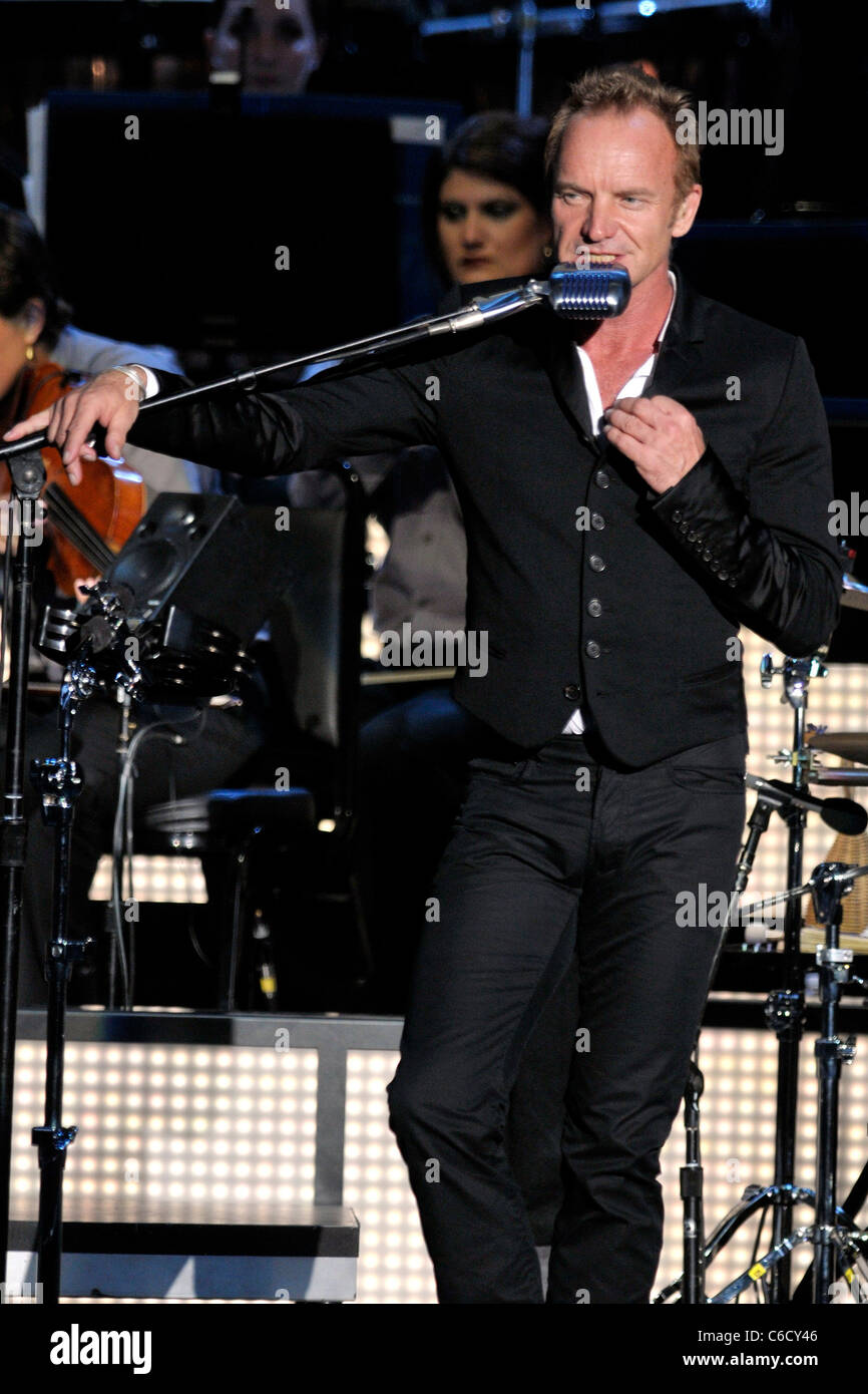 Sting aka Gordon Sumner Sting and The Royal Philharmonic Orchestra ...
