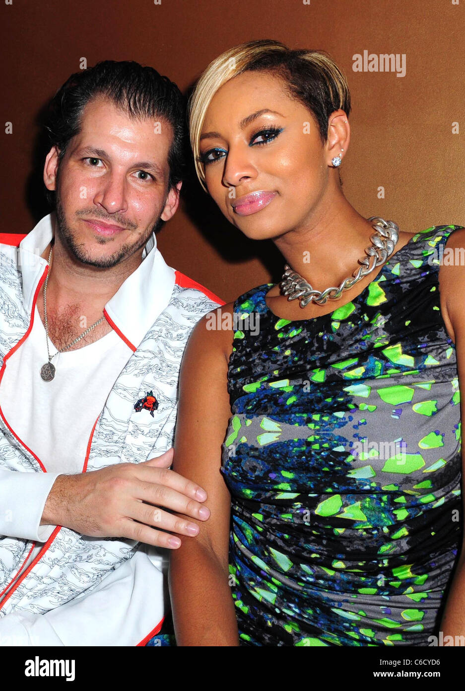 Keri Hilson and guest Keri Hilson and Lorenzo Ice Tea Thomas host the ...