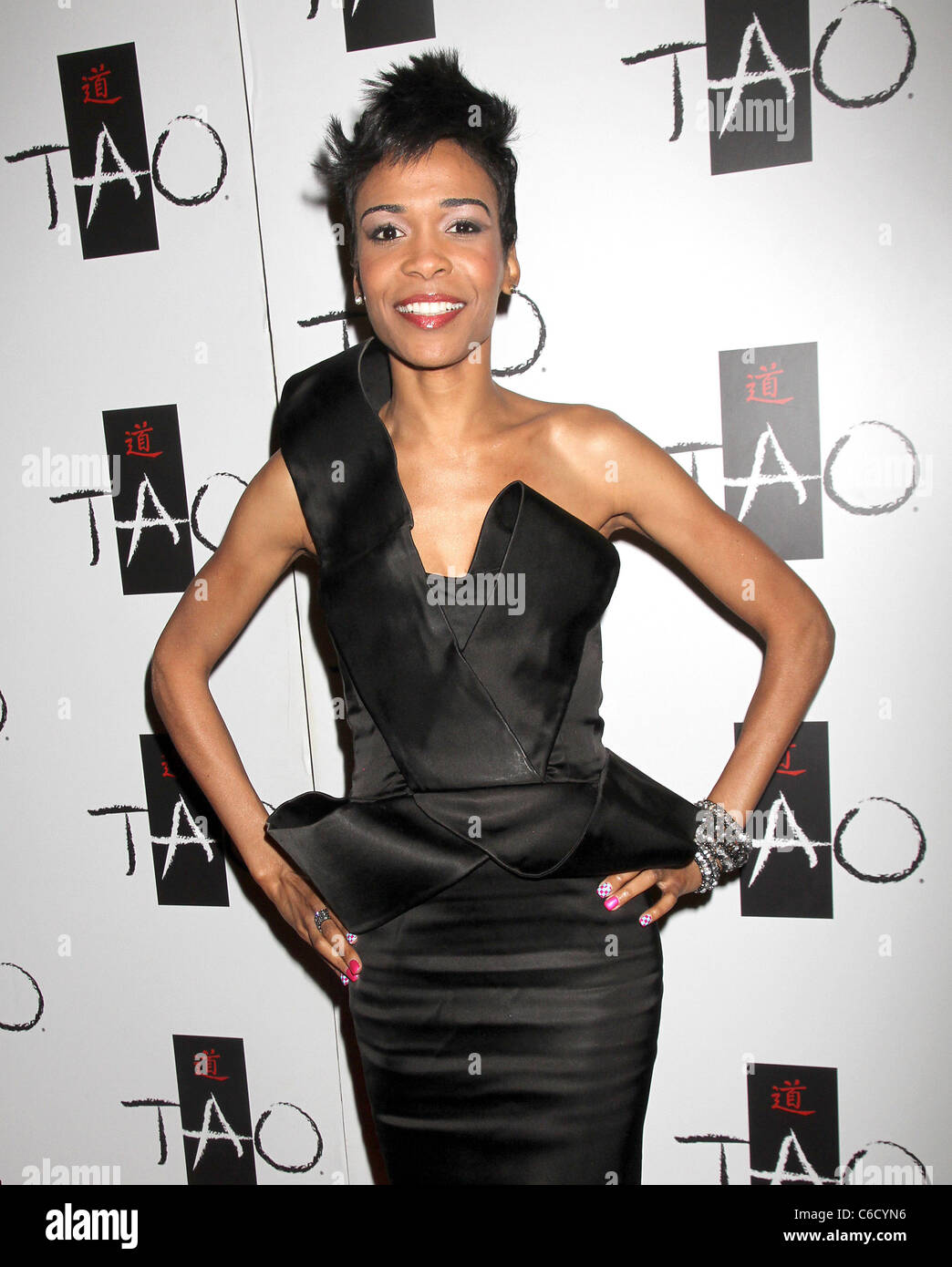 Singer Michelle Williams arrive for the Celebrity Poker Tournament kick ...