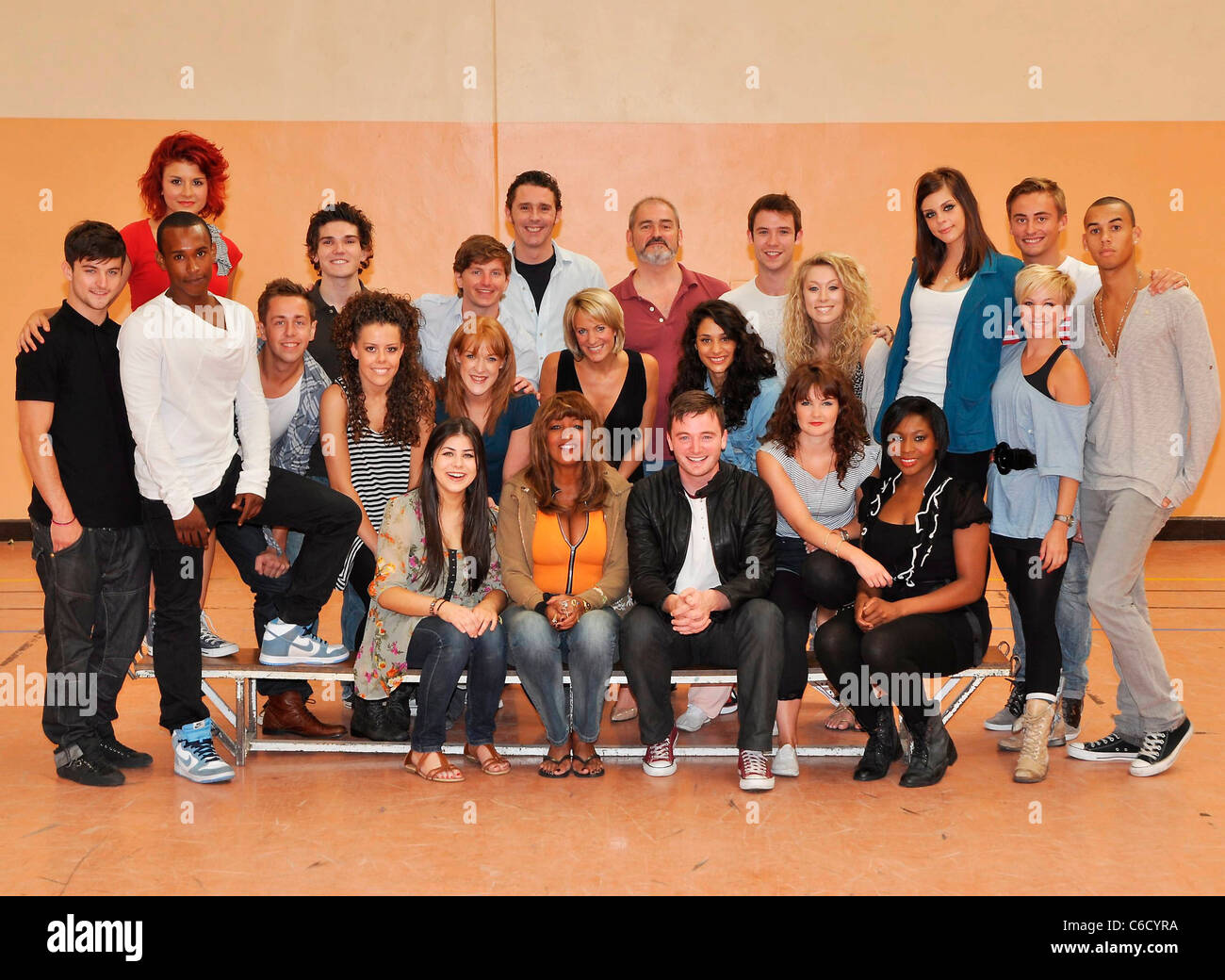 Cast and Crew of Fame The Three Degrees singer Sheila Ferguson ...