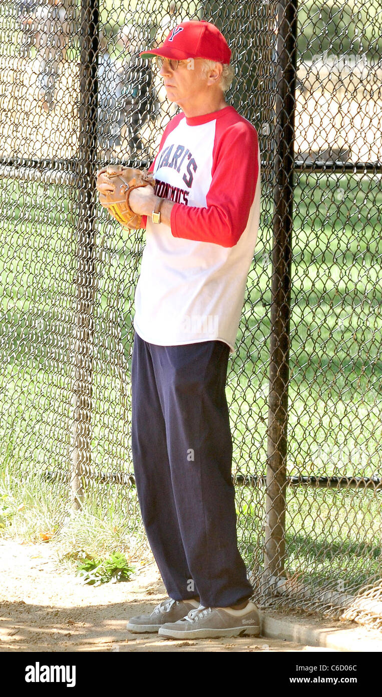 Larry David filming a softball scene for his TV show 'Curb Your ...