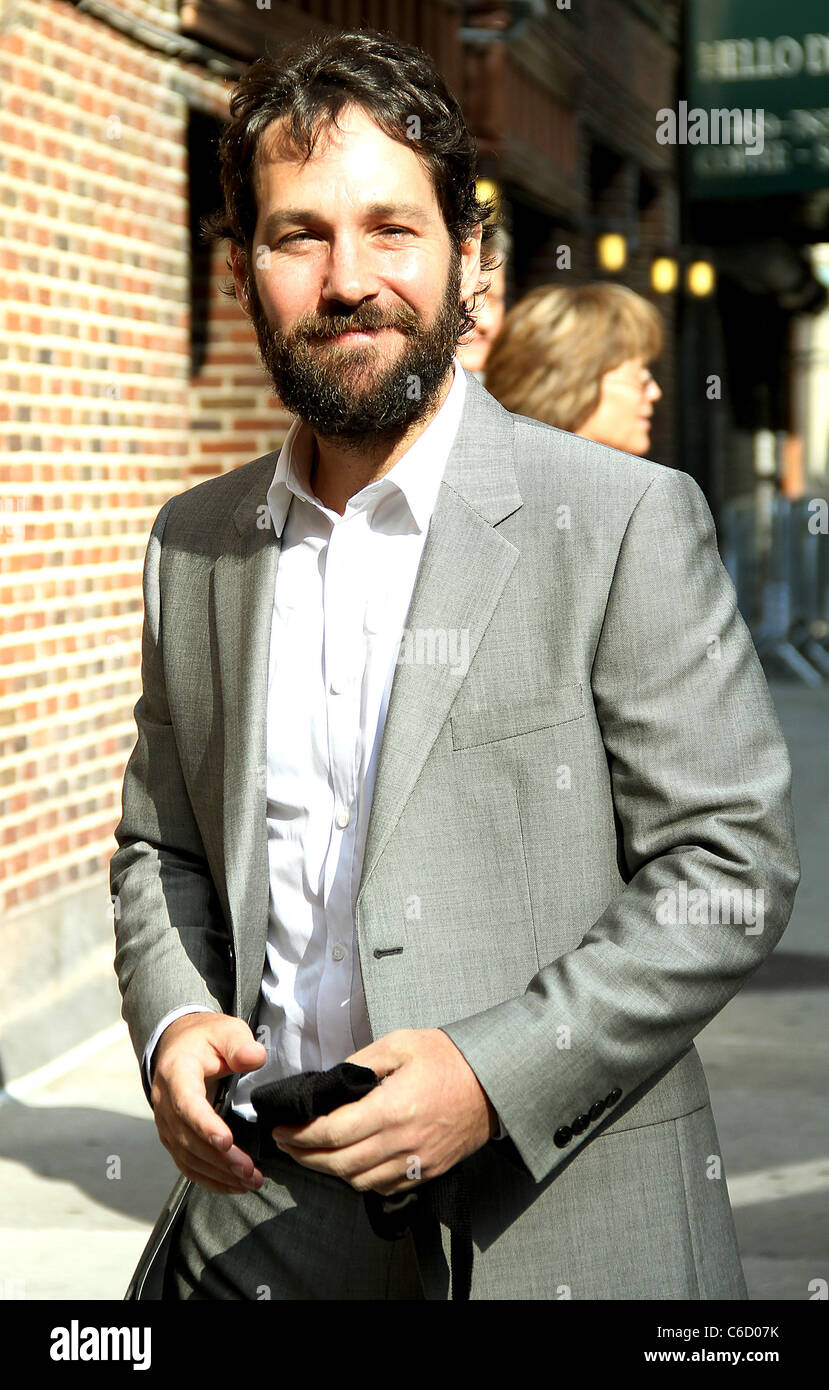 Actor Paul Rudd arrive to the 'Late Show with David Letterman' at the ...