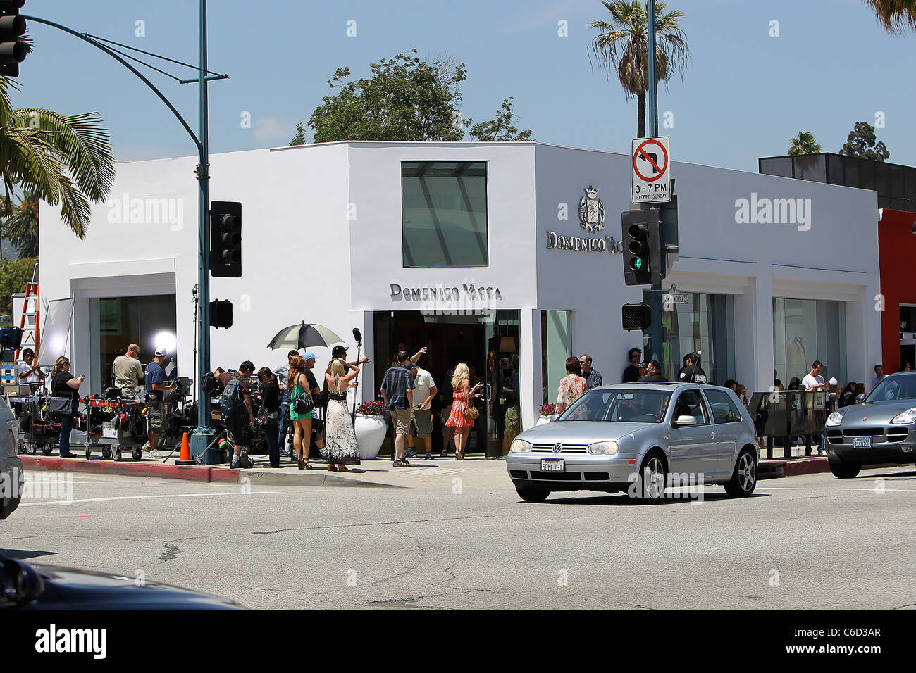 Filming on rodeo drive in beverly hills los angeles hi-res stock ...