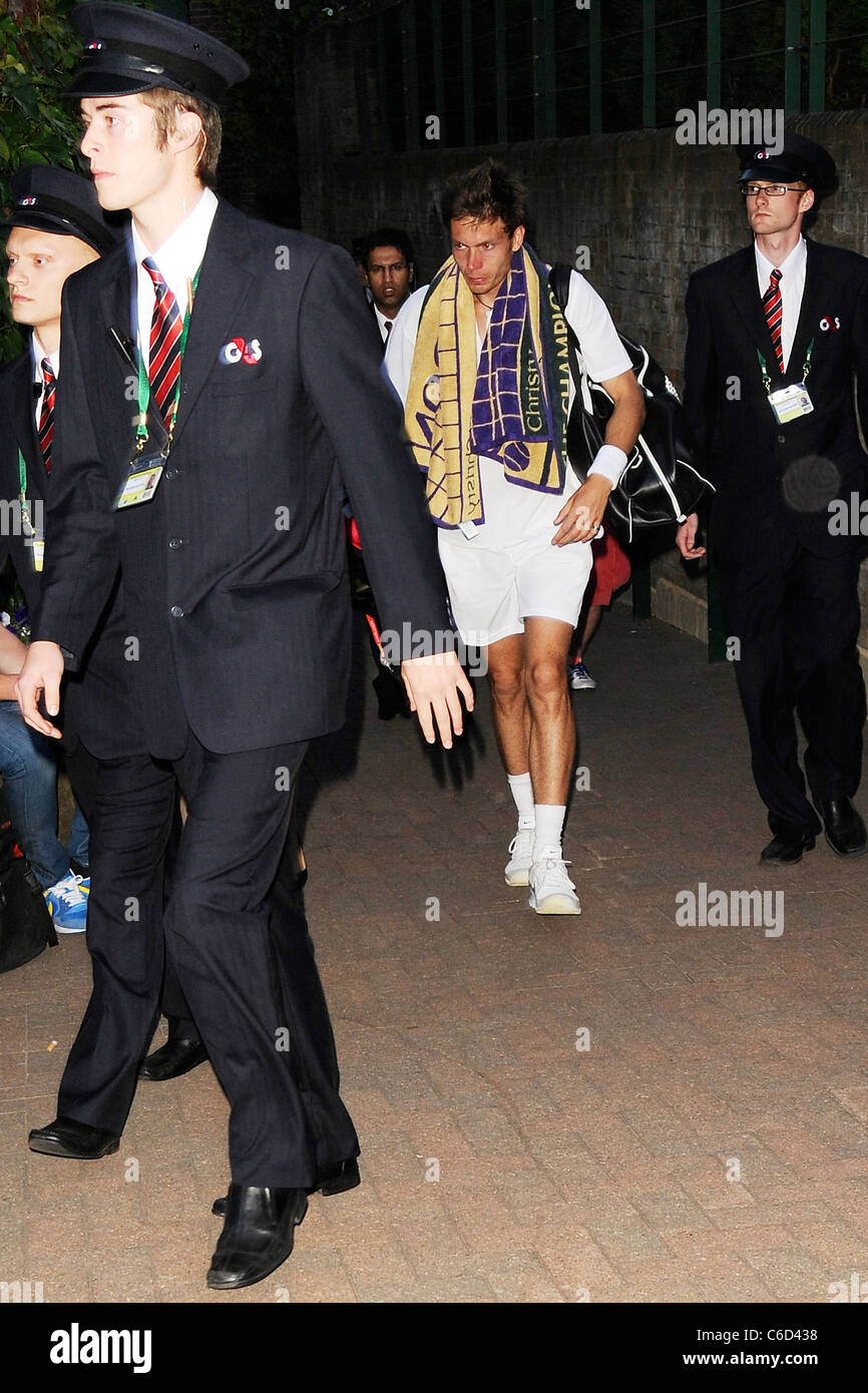 John isner nicolas mahut hi-res stock photography and images - Alamy