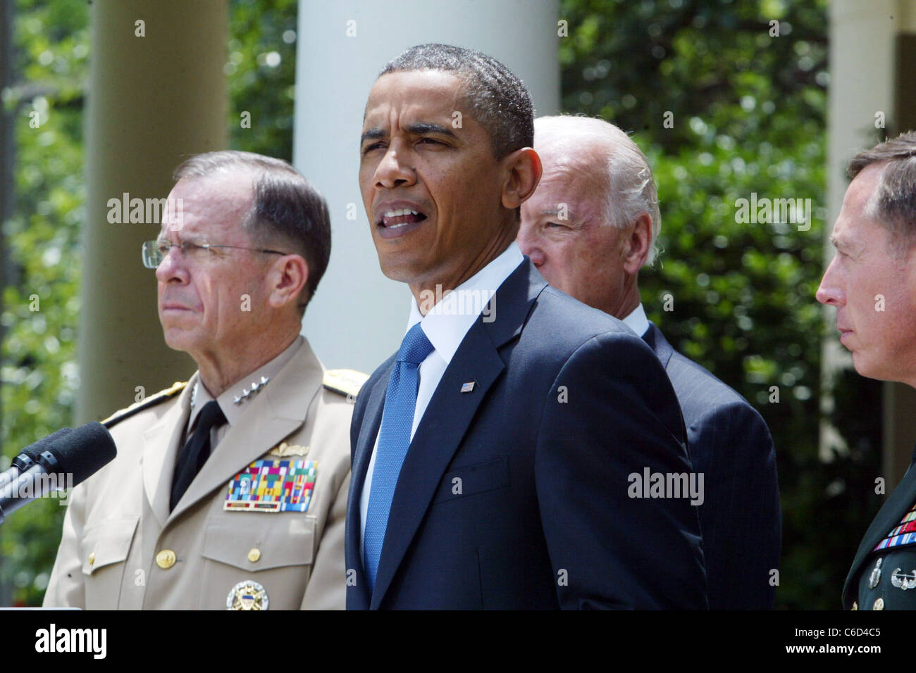 Mcchrystal biden hi-res stock photography and images - Alamy