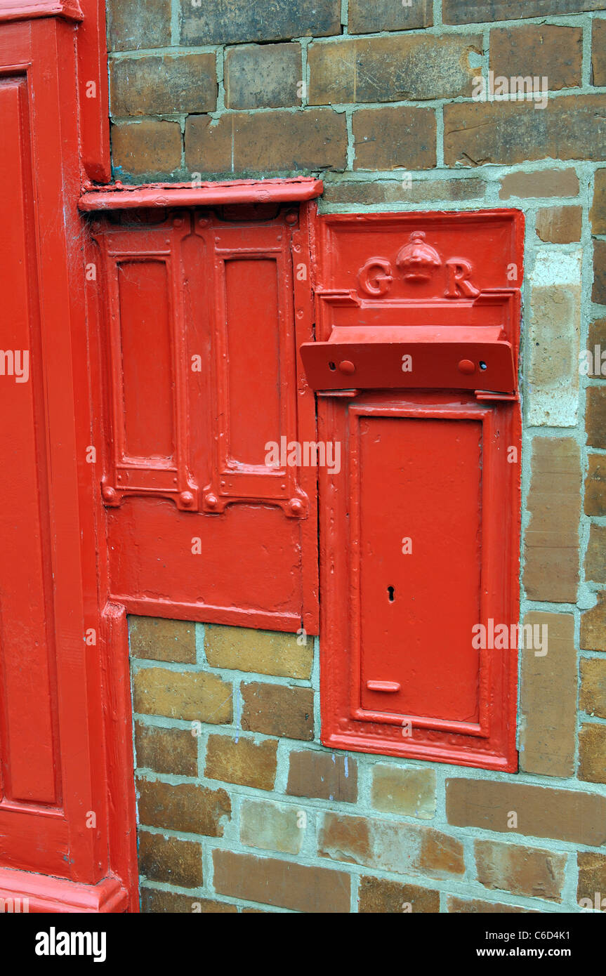 Former post box hi-res stock photography and images - Alamy