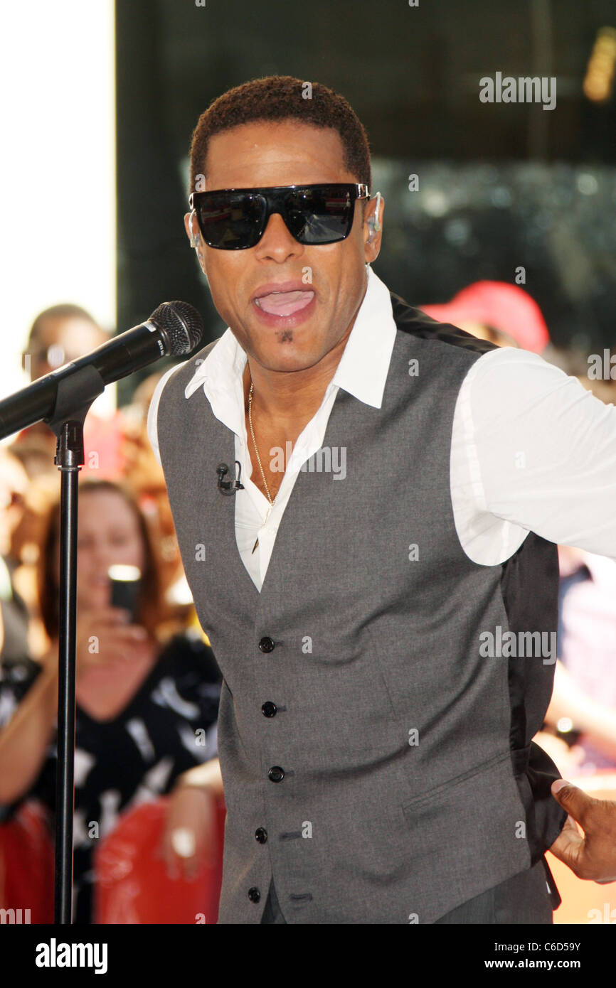 Maxwell performing live on 'The Today Show Concert Series' at ...