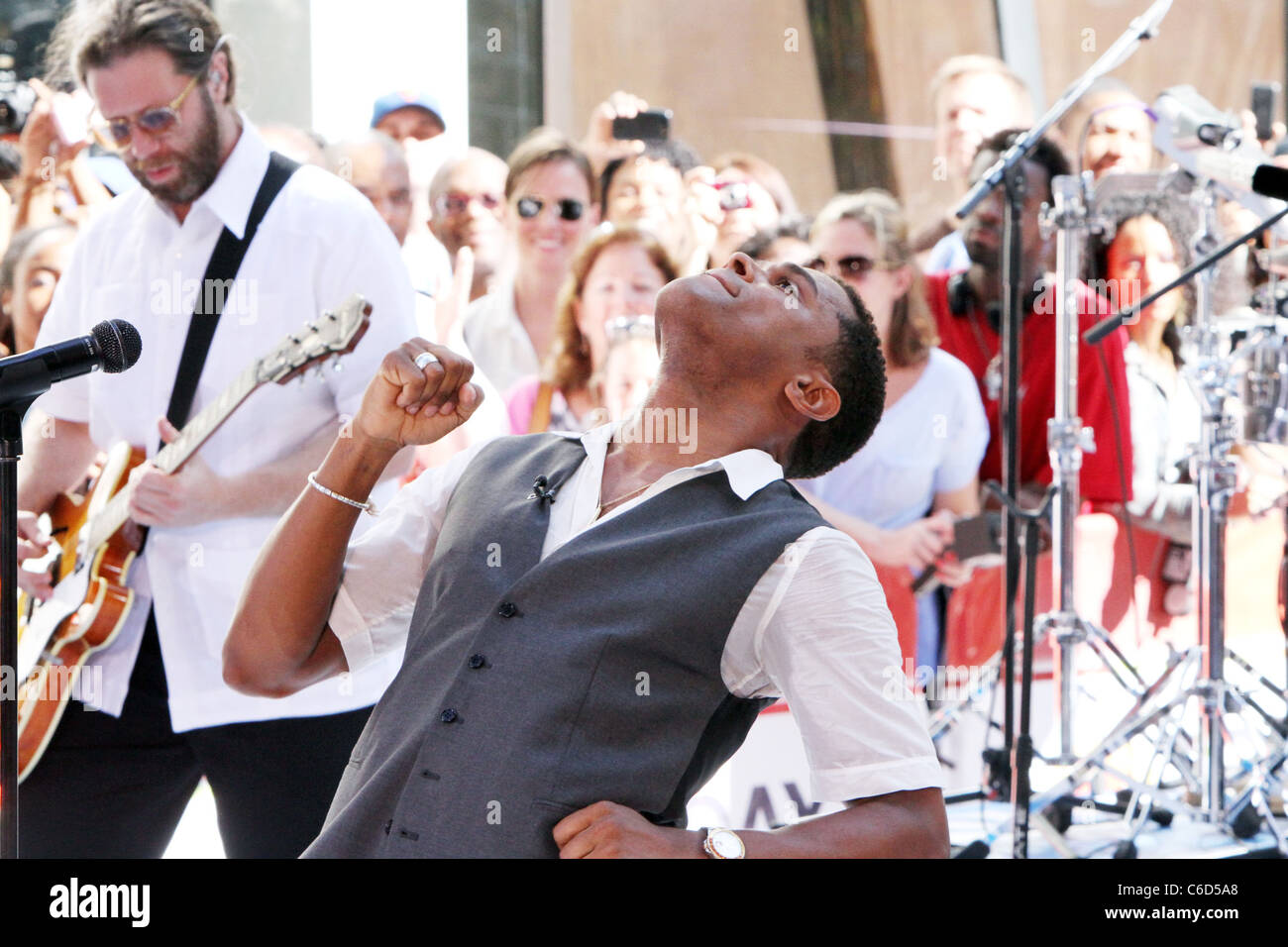 Maxwell performing live on 'The Today Show Concert Series' at ...
