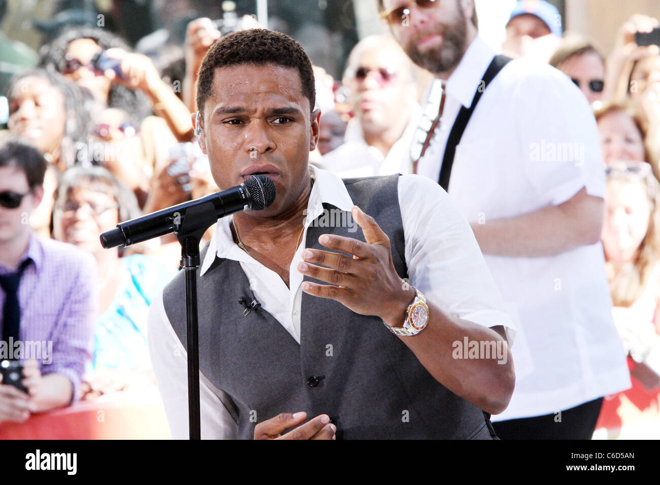 Maxwell performing live on 'The Today Show Concert Series' at ...