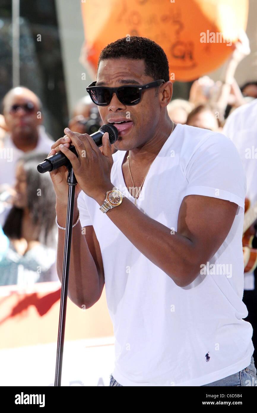 Maxwell performing live on 'The Today Show Concert Series' at ...