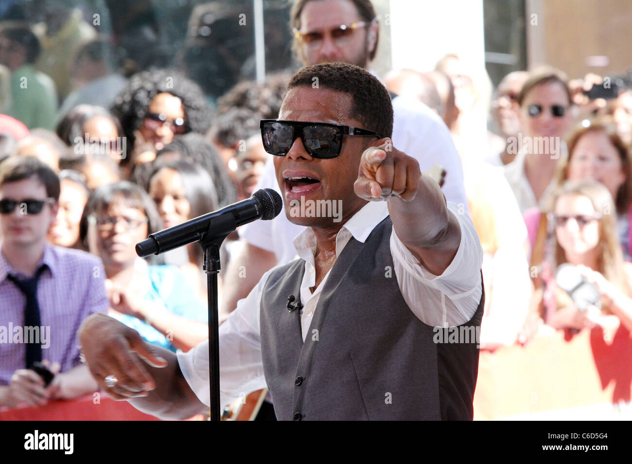 Maxwell performing live on 'The Today Show Concert Series' at ...