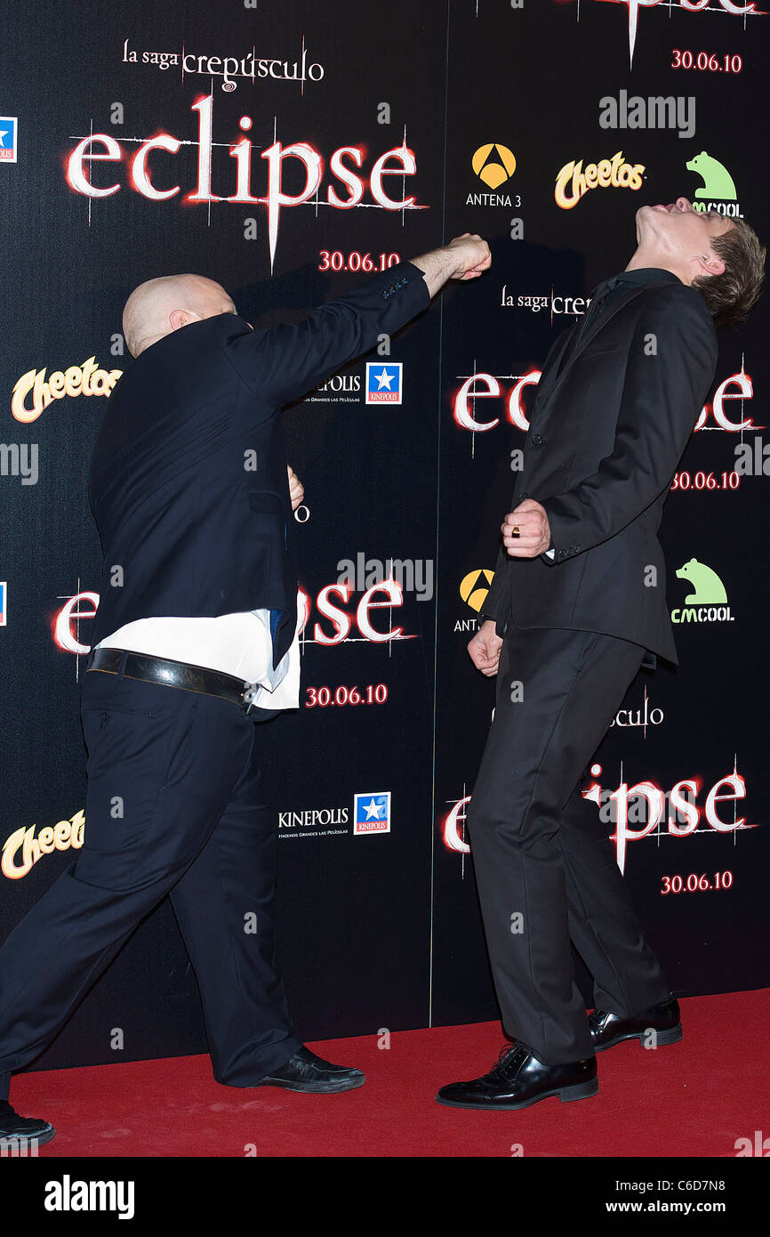 Director David Slade, Xavier Samuel Premiere of 'The Twilight Saga ...
