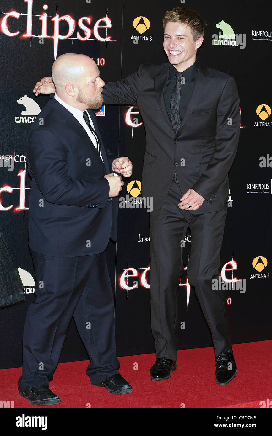 Director David Slade, Xavier Samuel Premiere of 'The Twilight Saga ...