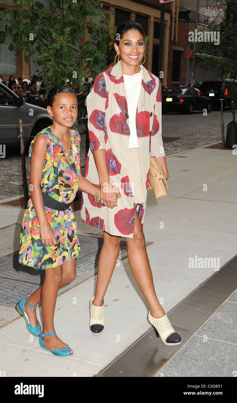 Rachel Roy and daughter Screening of 'The Twilight Saga: Eclipse' at ...