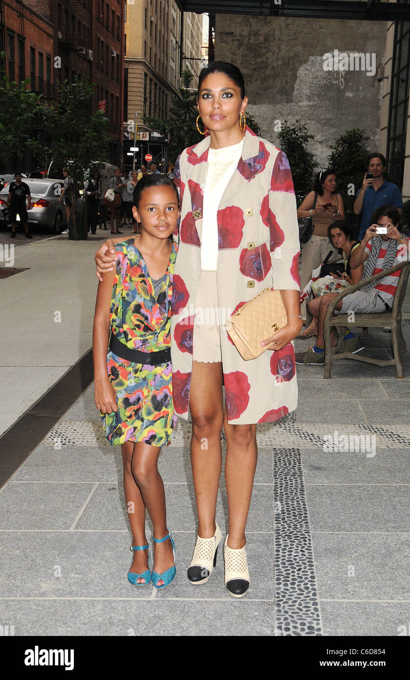 Rachel Roy and daughter Screening of 'The Twilight Saga: Eclipse' at ...