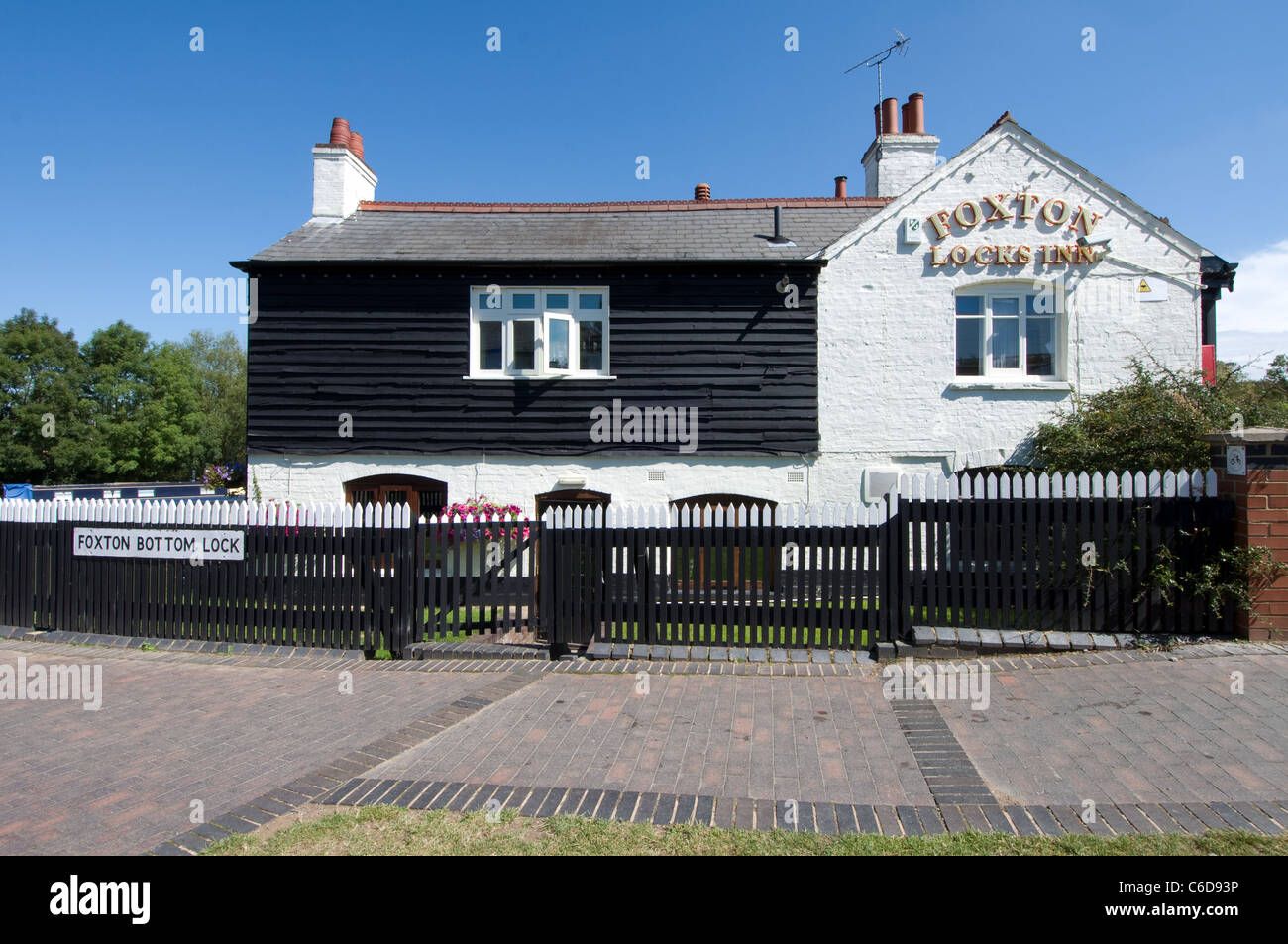 Bottom lock hi-res stock photography and images - Alamy