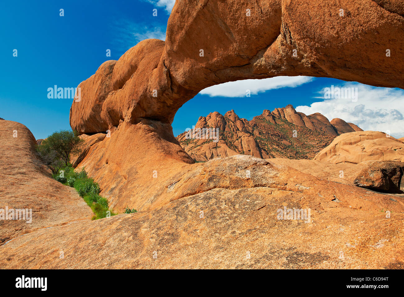 the arch at Spitzkoppe, mountain landscape of granite rocks, Matterhorn ...