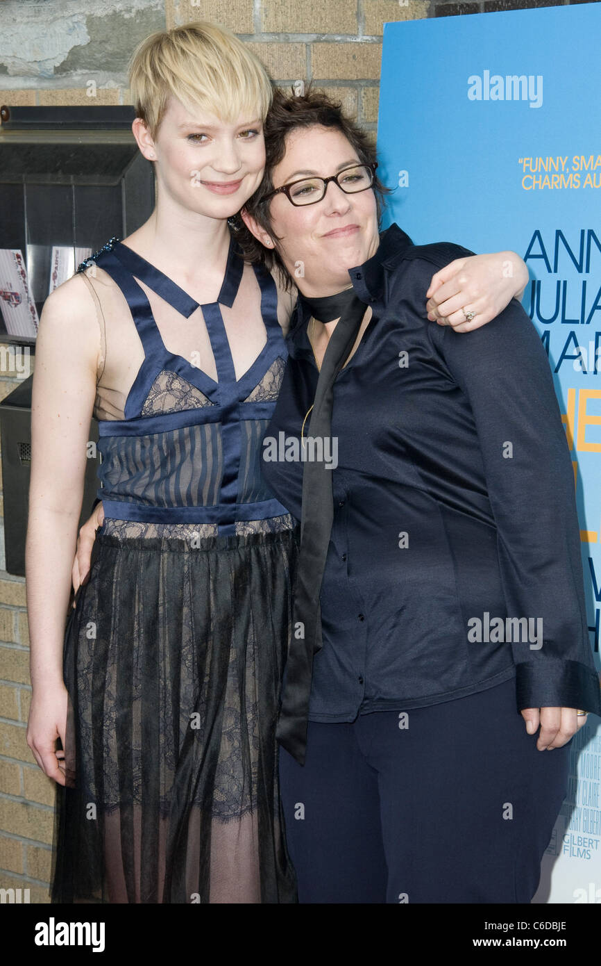 New york city kids landmarks hi-res stock photography and images - Alamy