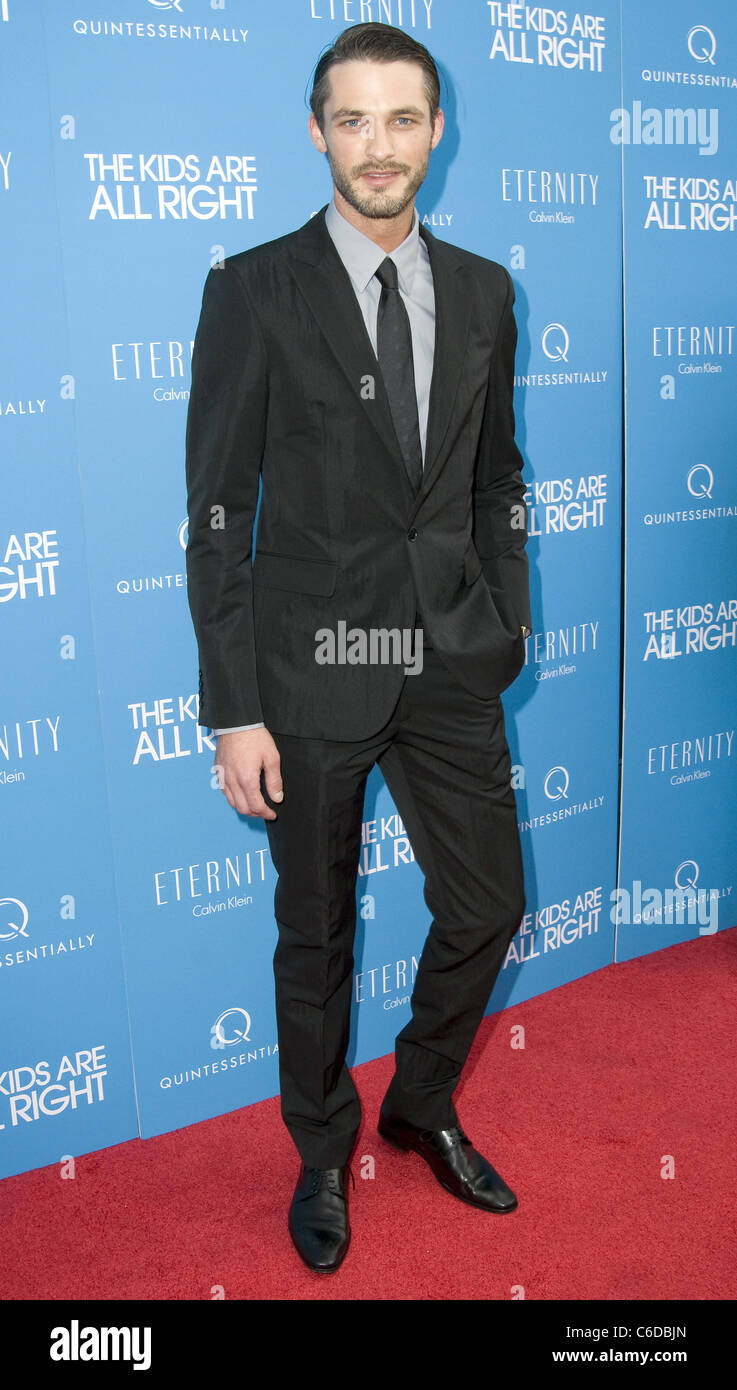 Ben Hill New York premiere of the 'Kids Are All Right' at Landmark's ...