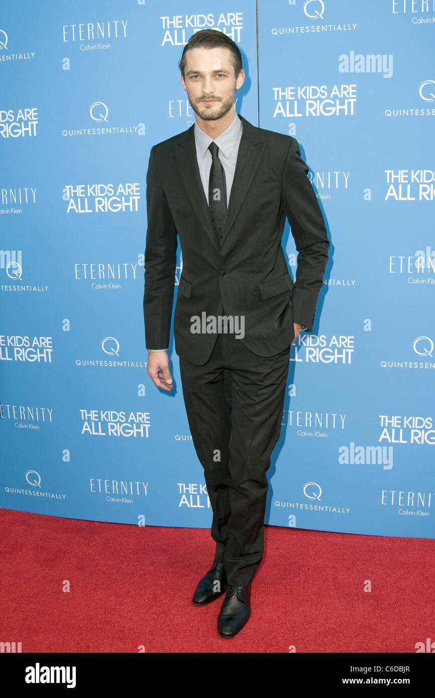 Ben Hill New York premiere of the 'Kids Are All Right' at Landmark's ...