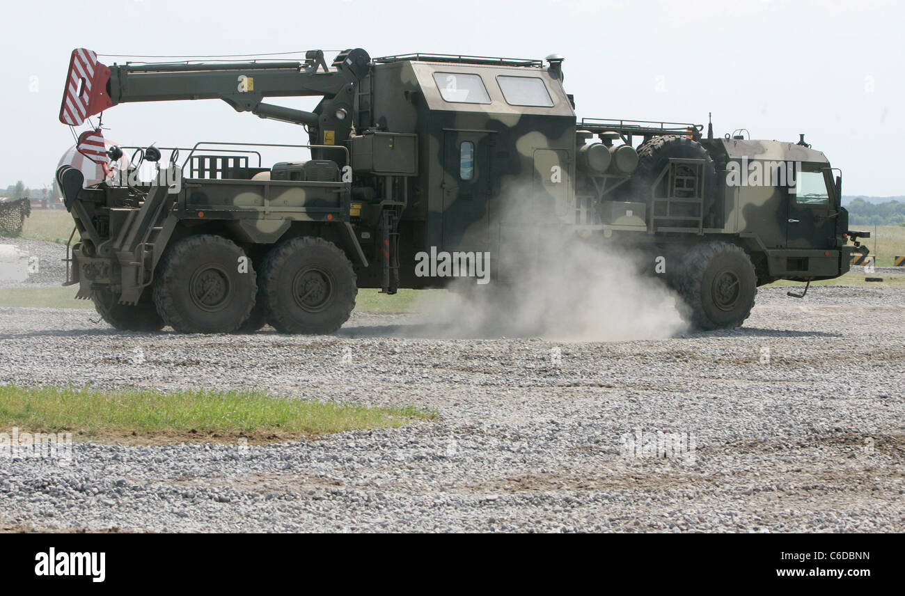 Atmosphere, Russian army multi-purpose BAZ 6306 Ballast Truck Tractor ...