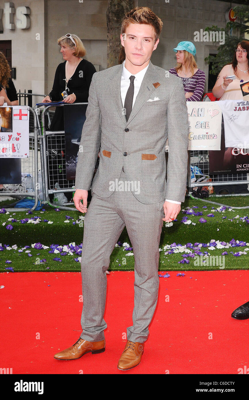 Xavier samuel premiere of the twilight saga hi-res stock photography ...