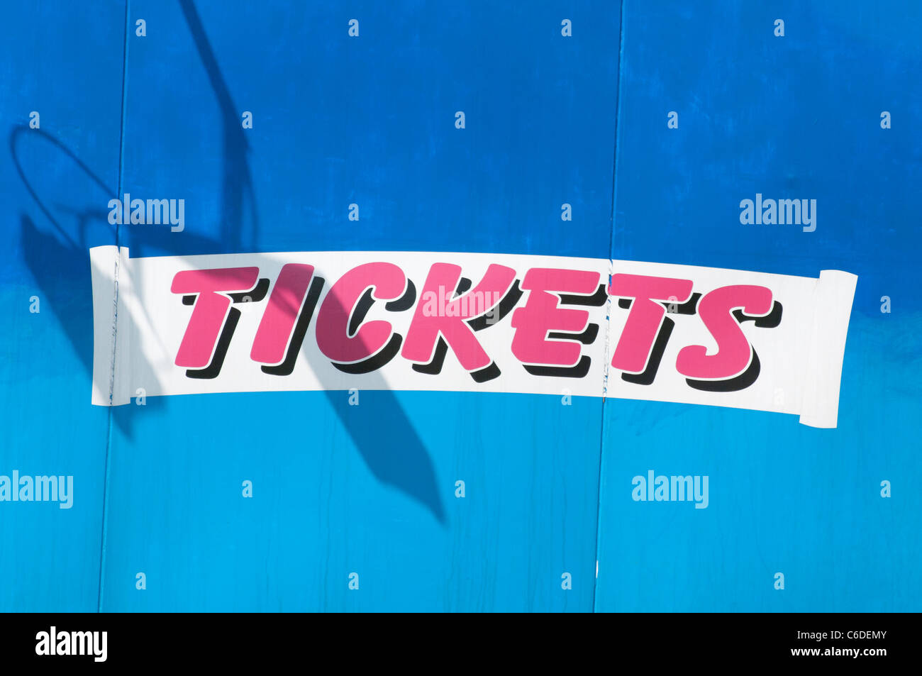 Ticket signs hi-res stock photography and images - Alamy
