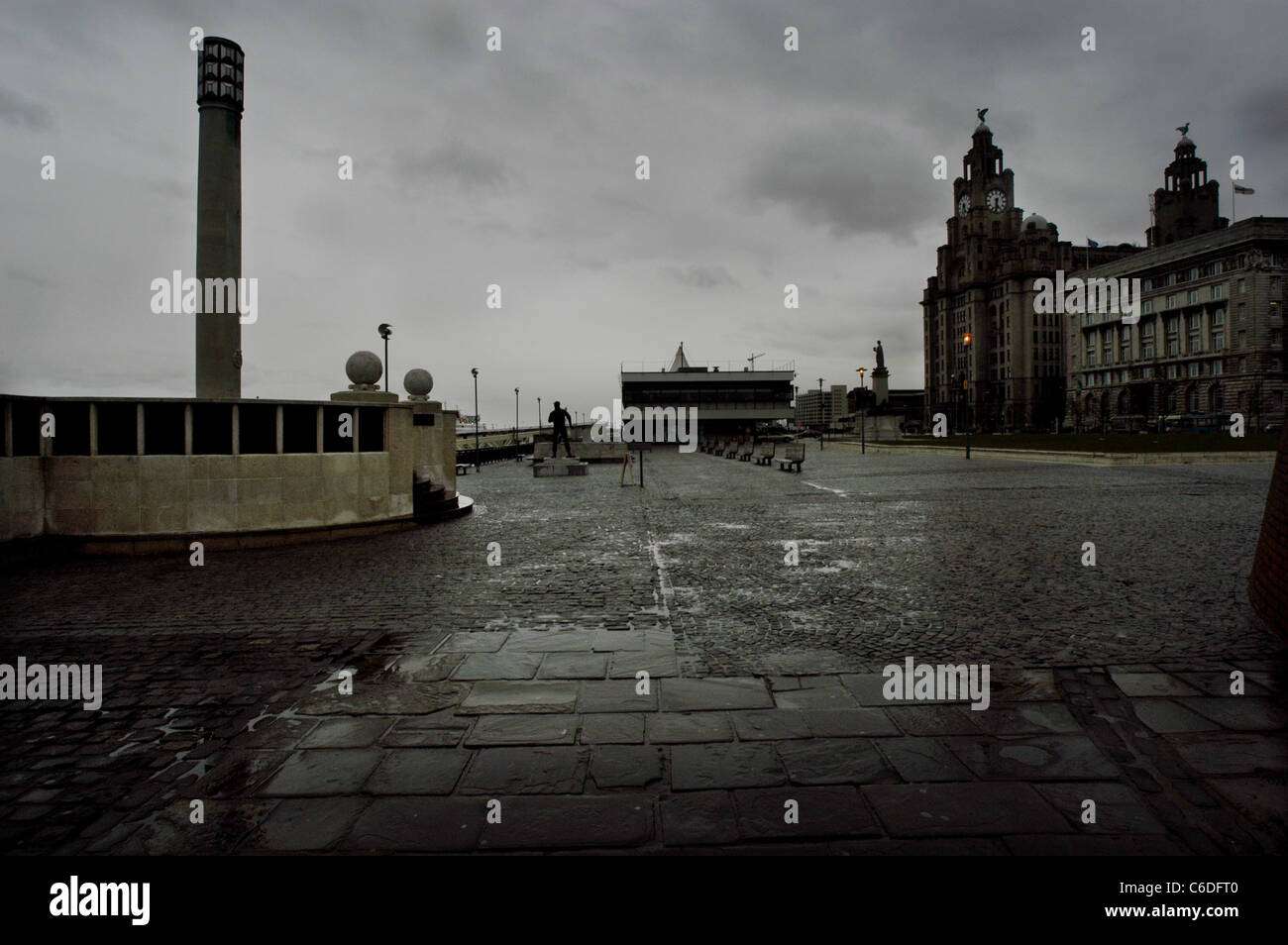 Liverpool Naval Memorial, Liverpool, England. Maintained by the ...
