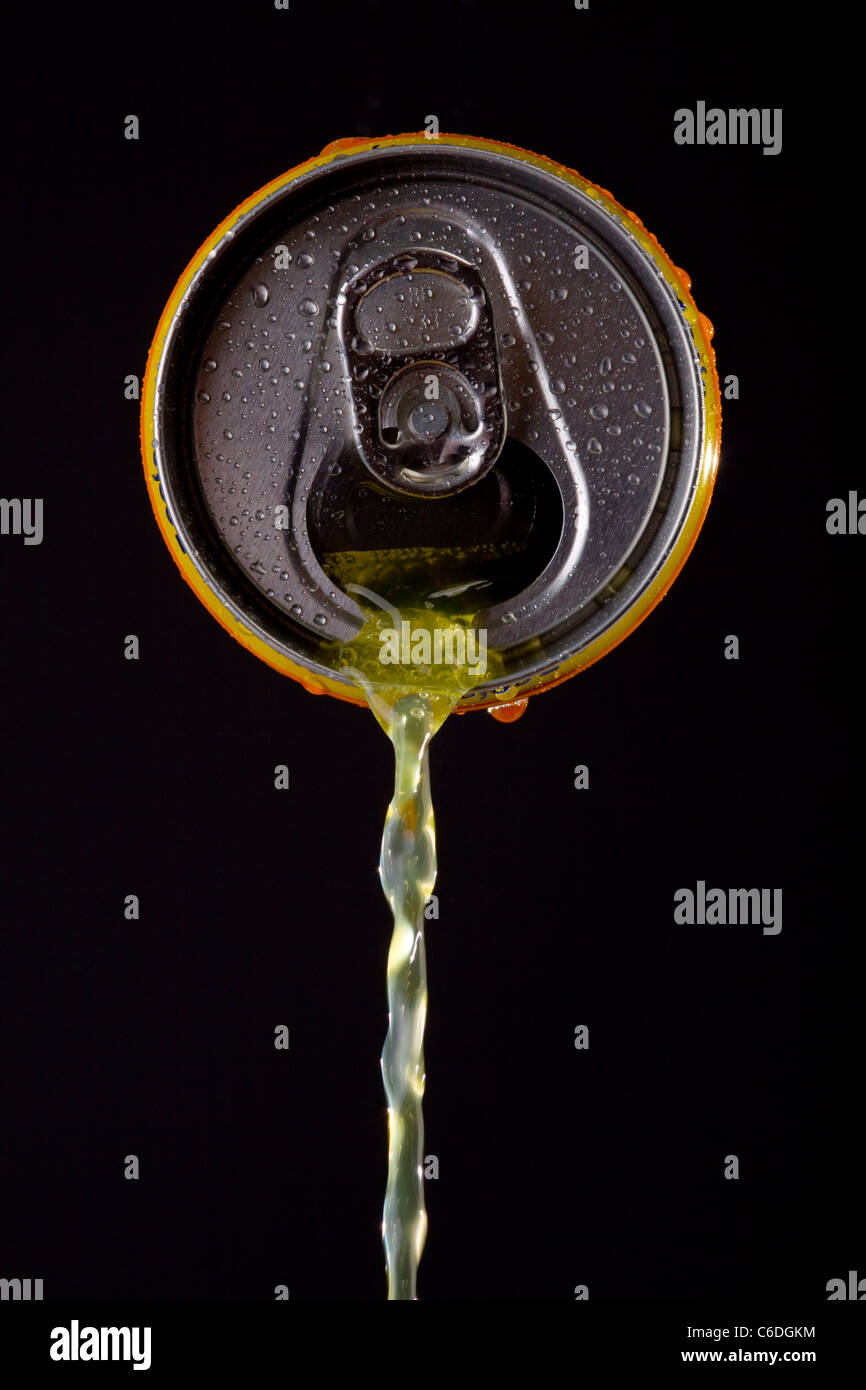 Beverage can is poured Stock Photo - Alamy