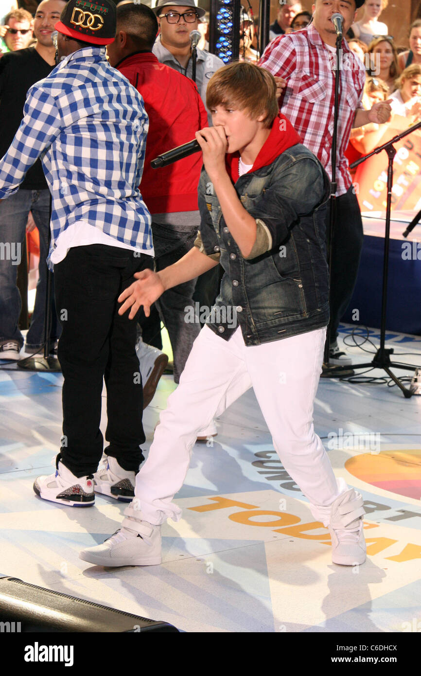 Justin Bieber performs on NBC's 'Today' show Toyota concert series held ...