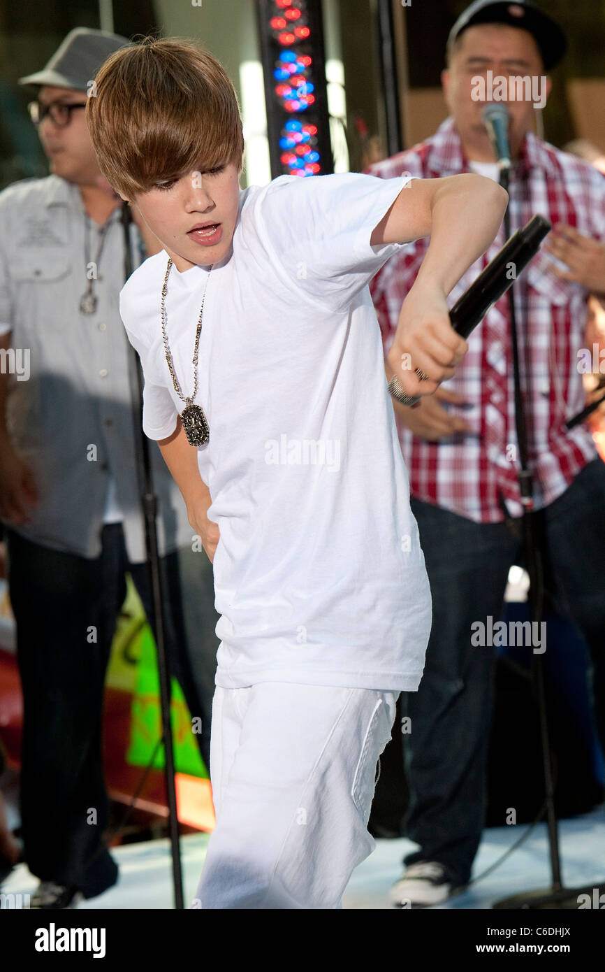 Justin Bieber performs on NBC's 'Today' show Toyota concert series held ...