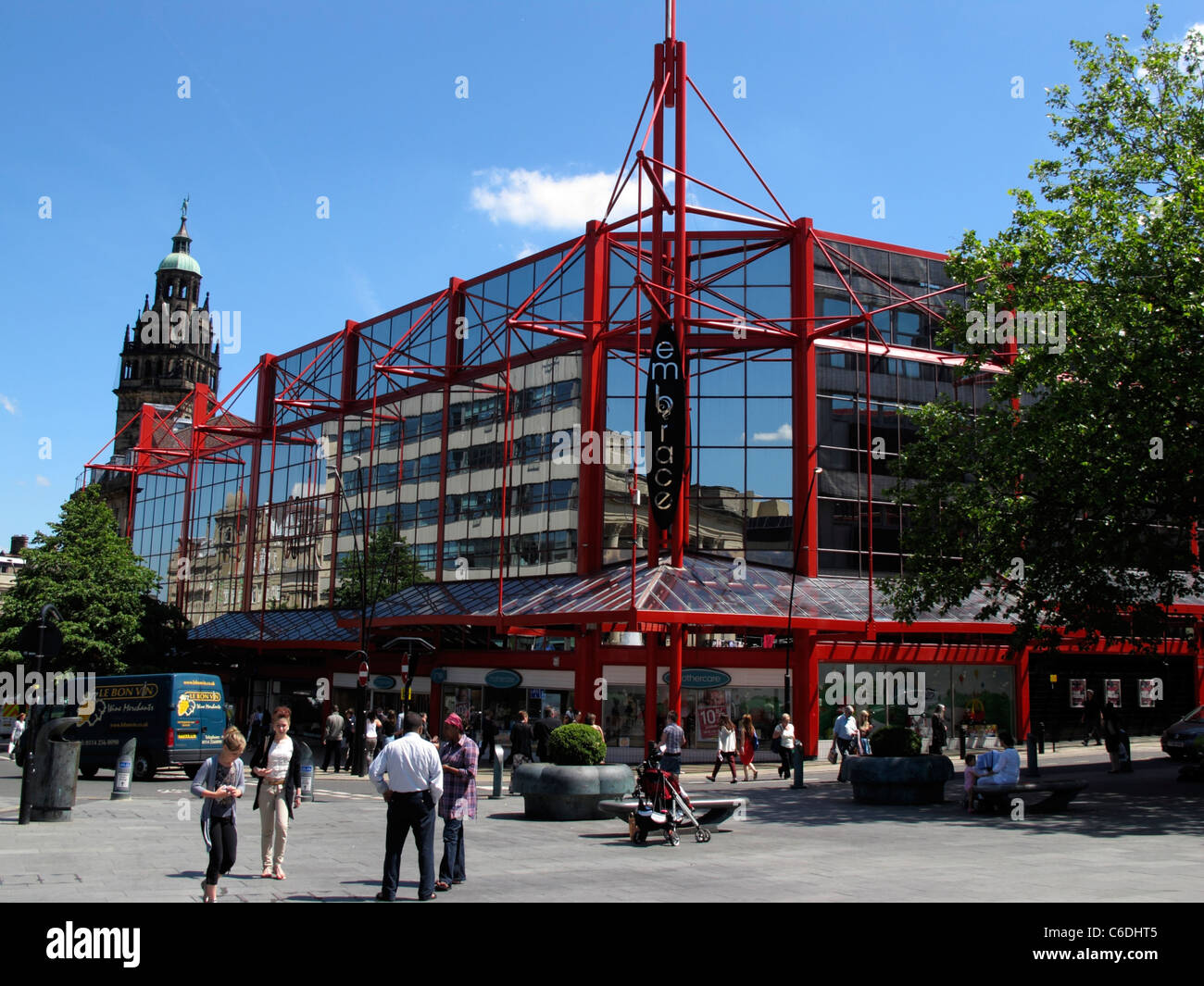 Modern building made of glass and steel in the Sheffield city center ...