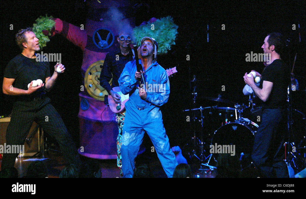 The Sippy Cups are a family-friendly performance group featuring a pop ...