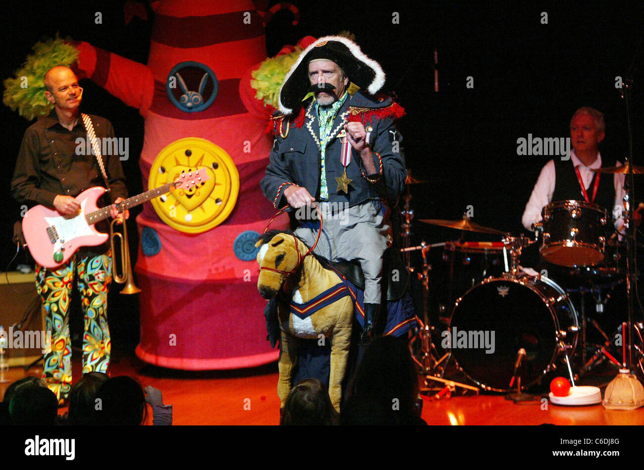 The Sippy Cups are a family-friendly performance group featuring a pop ...