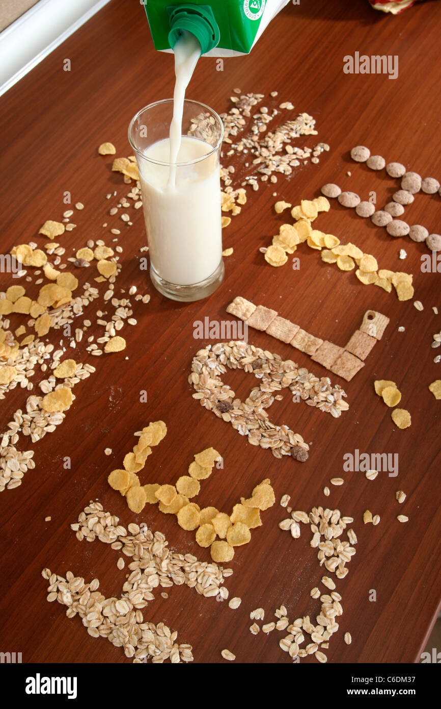 Healthy morning meal: corn flakes Stock Photo - Alamy