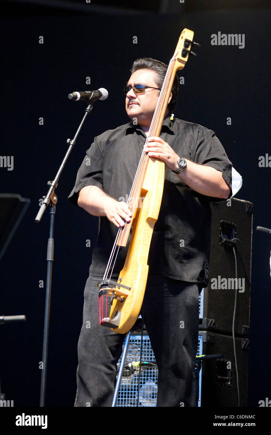 Robi Draco Rosa performing live at the second day of the Rock in Rio ...