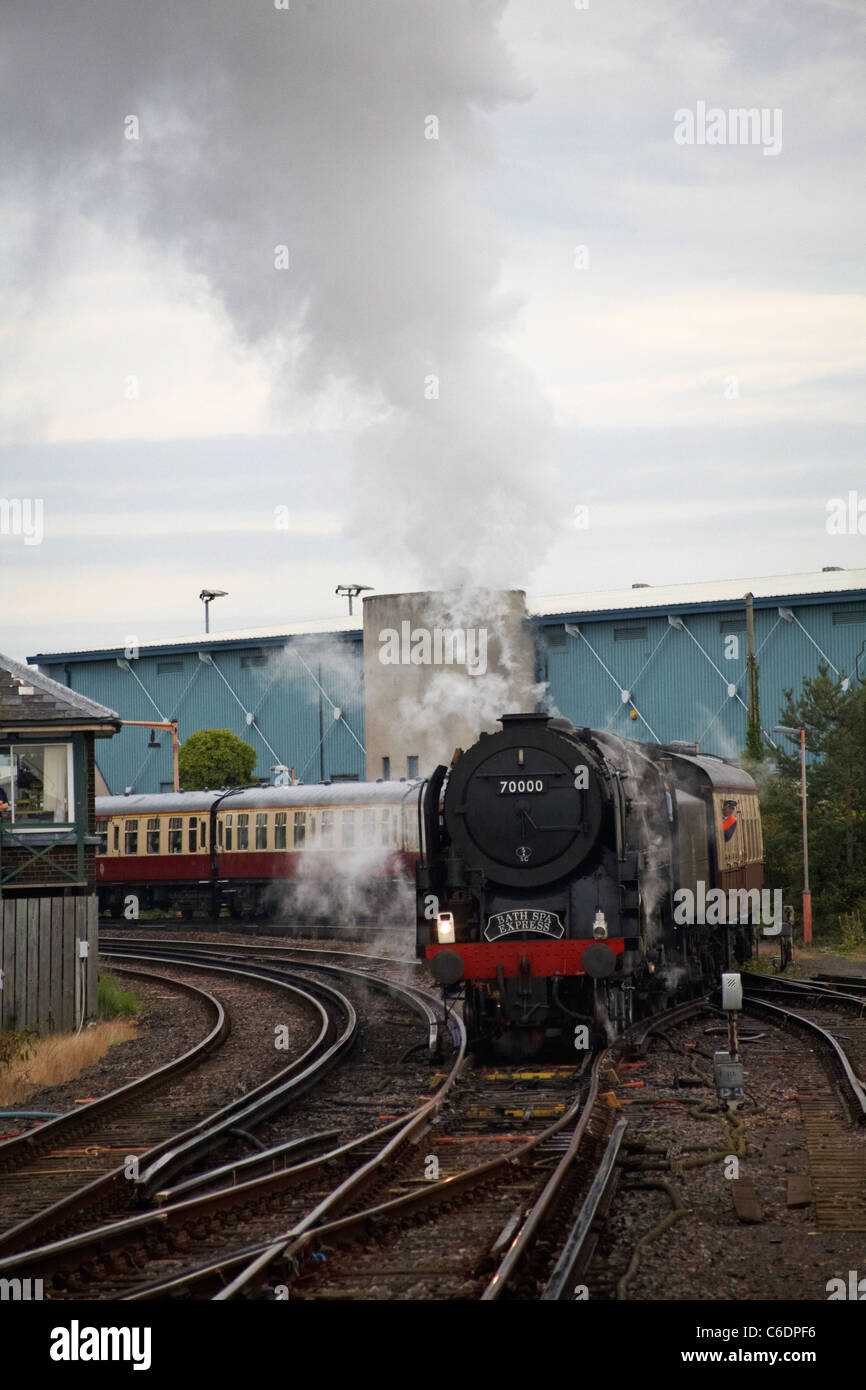 Bath Spa Express steam train approaching Poole train station in August ...