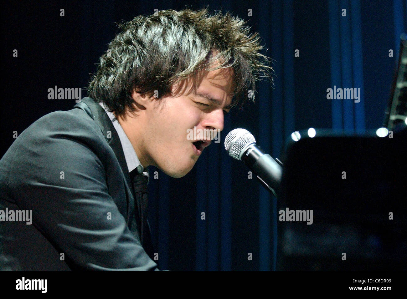 Jamie Cullum performs live in concert at the Heineken Music Hall ...