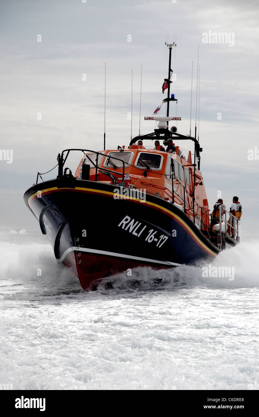 Bembridge Lifeboat on exercise in the Solent Stock Photo - Alamy