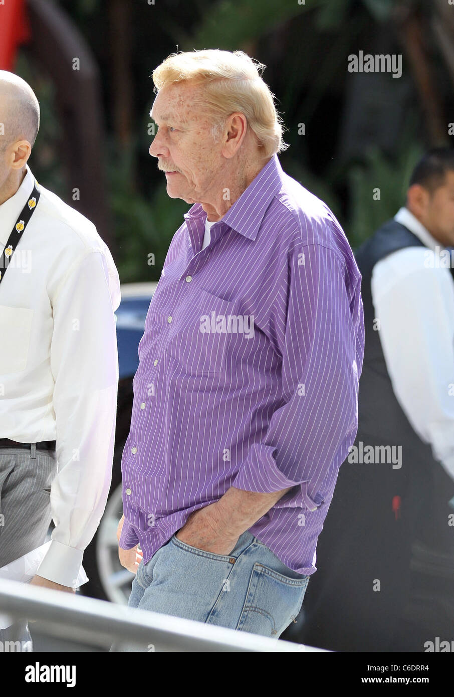 Lakers owner Jerry Buss Celebrity arrivals at the Staples Center for ...