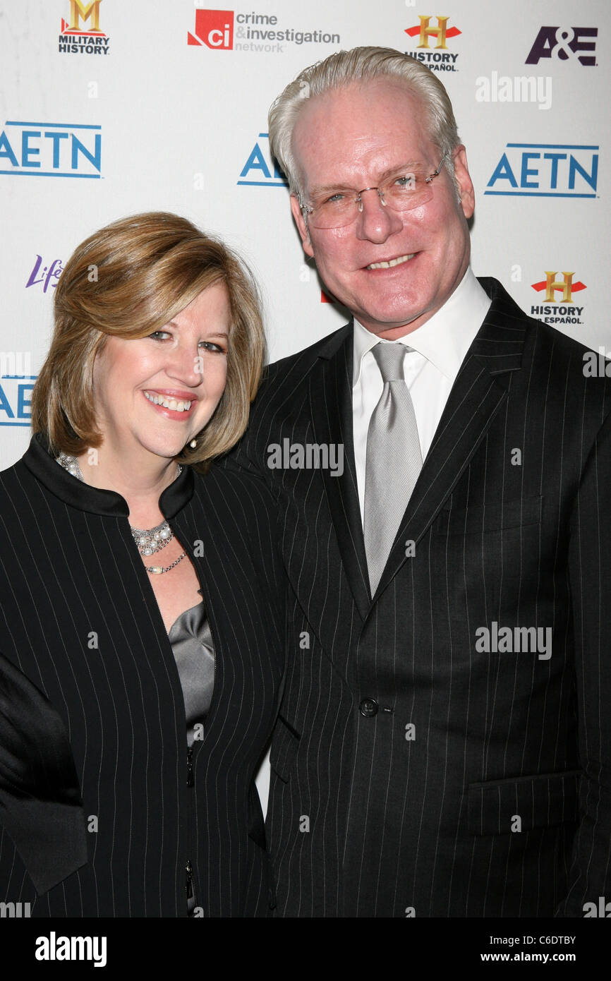 Gunn building hi-res stock photography and images - Alamy