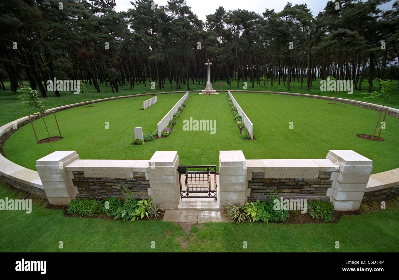 Givenchy road cemetery hi-res stock photography and images - Alamy