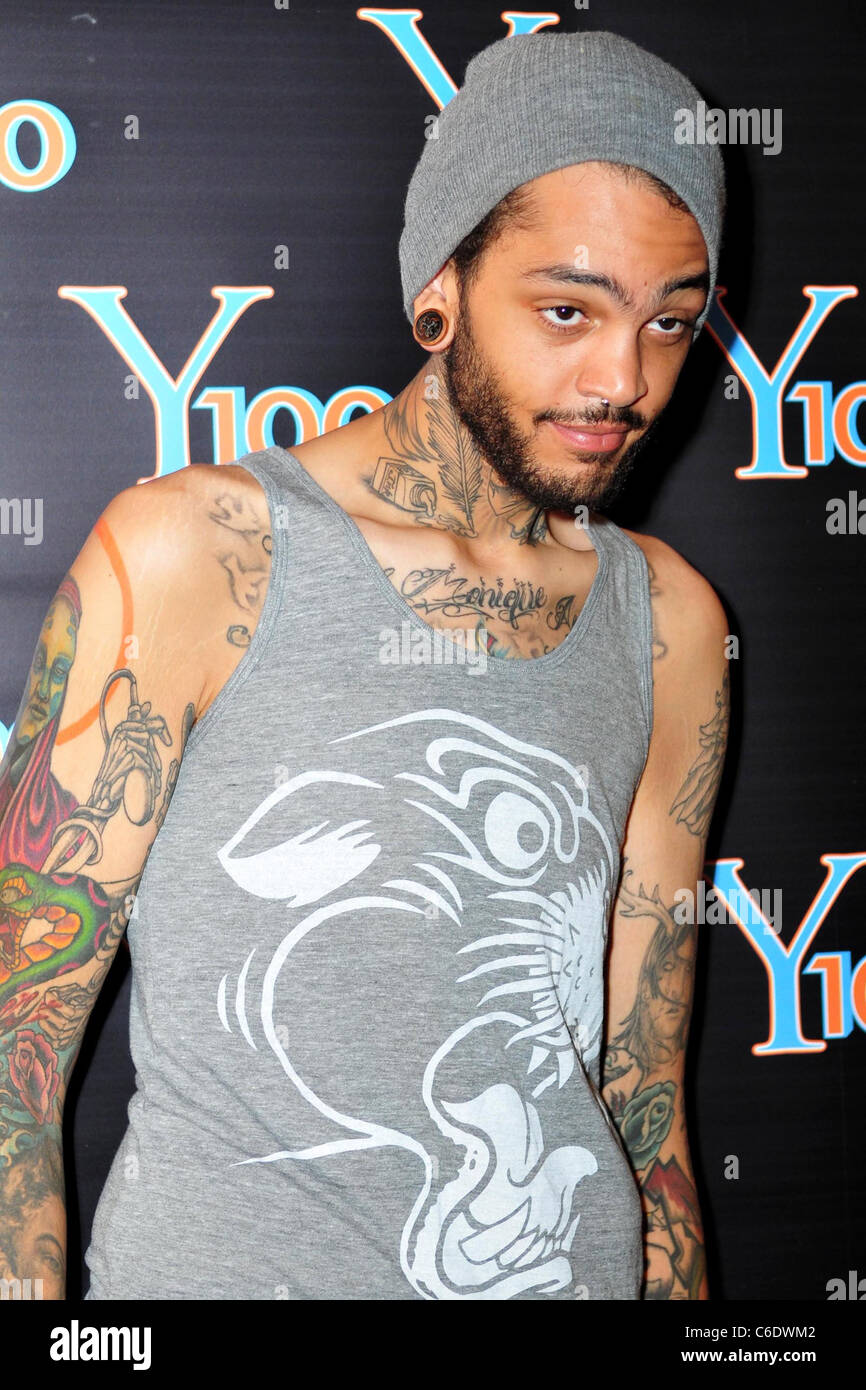 Travie McCoy aka Travis McCoy Y-100 meet and greet event held at the ...