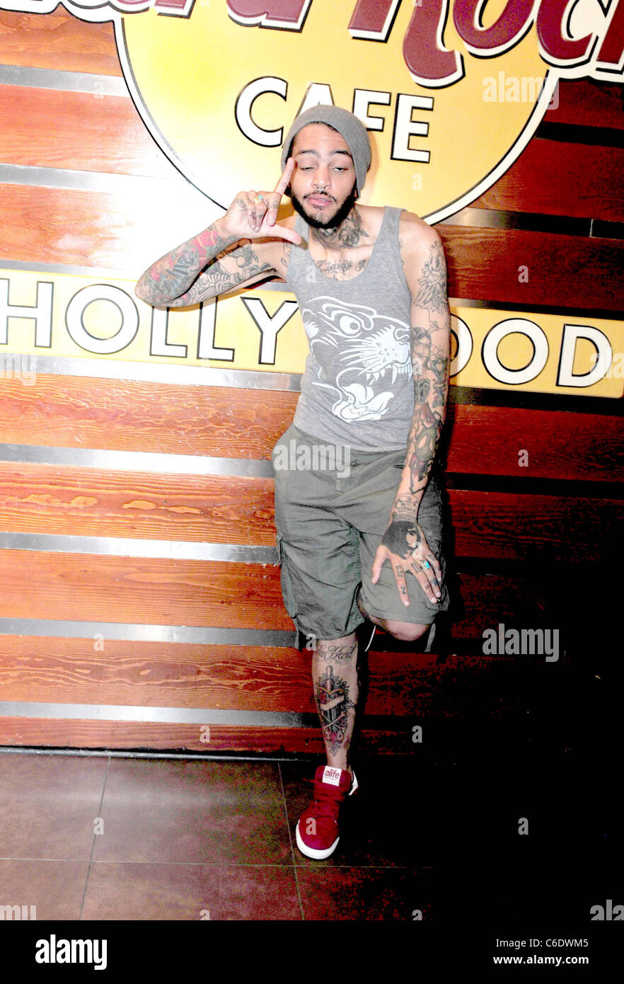 Travie McCoy aka Travis McCoy Y-100 meet and greet event held at the ...
